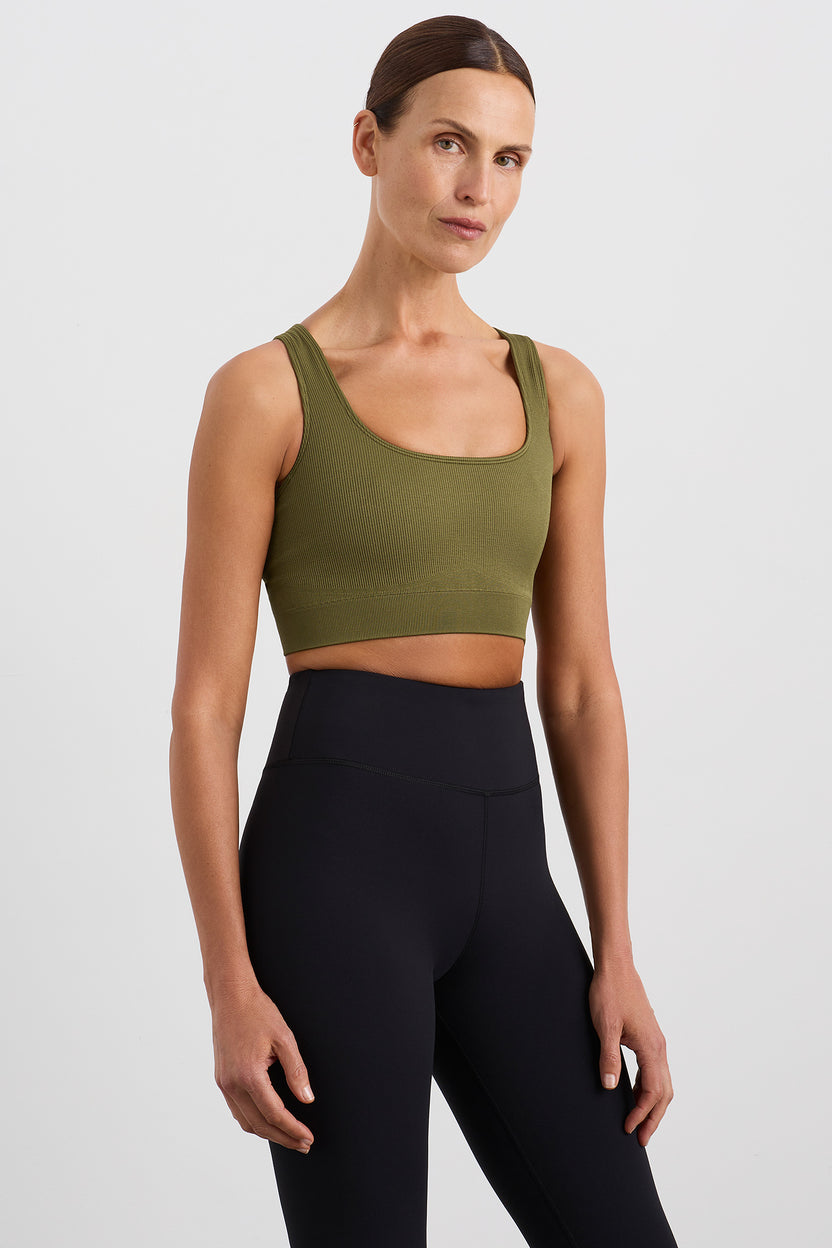 Seamless Crop 331 | DEEP KHAKI | AJE ATHLETICA – Aje AU